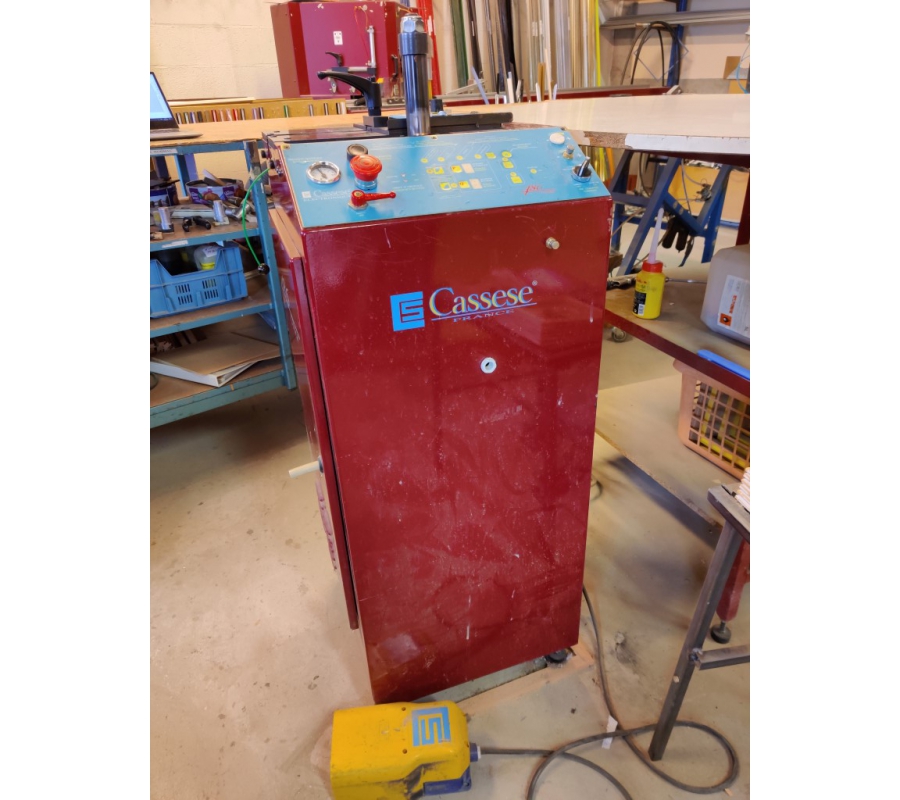 Assembleuse Cassese 486 ultra | Faillites.info