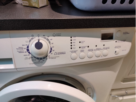 Machine à lessiver Zanussi easy iron 7kg | Faillites.info