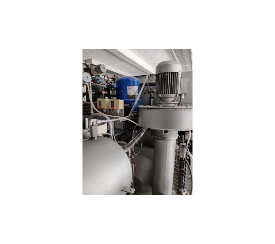 Lot de 2 Machines de nettoyage à sec BÖWE PASSAT P240 (année 1995 ...